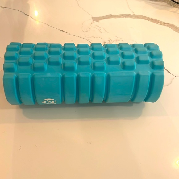 321 Strong | Other | Foam Roller | Poshmark
